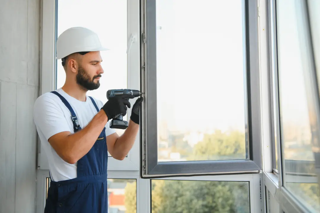 Best Practices: How to Remove Moisture Between Window Panes
